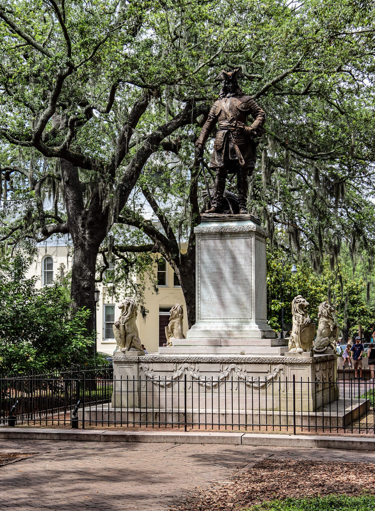The Squares of Savannah, Georgia | Stephen Travels